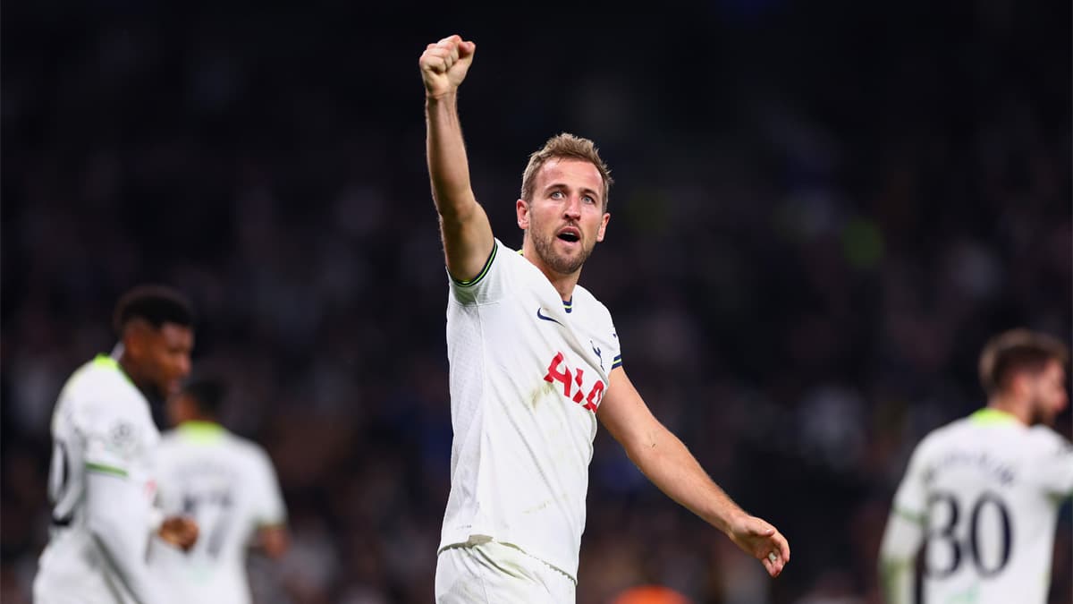 Graham Ruthven | Kane nets the record and moves the goalposts for ...