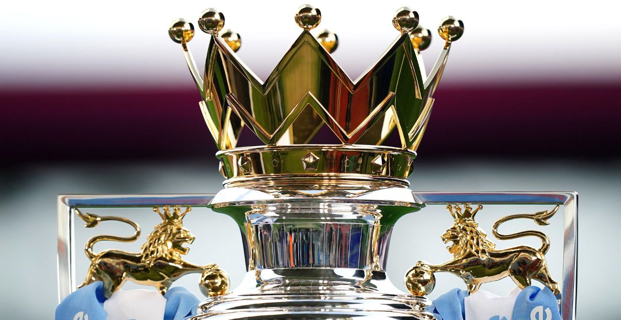 The stage is set for the most exciting finish to a title race in ...